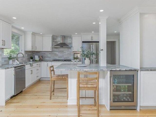 house with 5 bedroom, Groton MA DLS102860521
