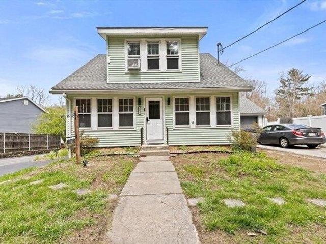 house with 5 bedroom, Grafton MA ES103931716