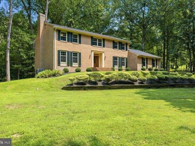 house with 5 bedroom, Great Falls VA ES104898384