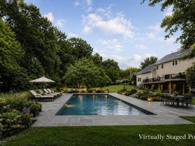 house with 5 bedroom, Green Brook NJ ES104112095