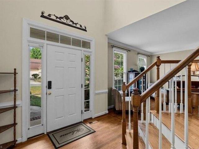 house with 5 bedroom, Greensboro NC ES104909605