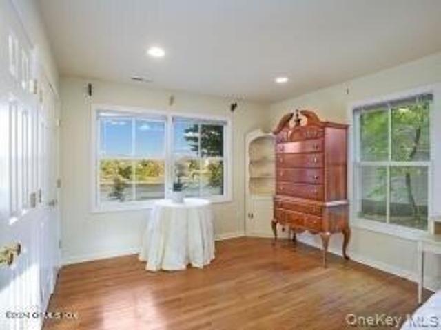 house with 5 bedroom, Greenwich CT ES103069955