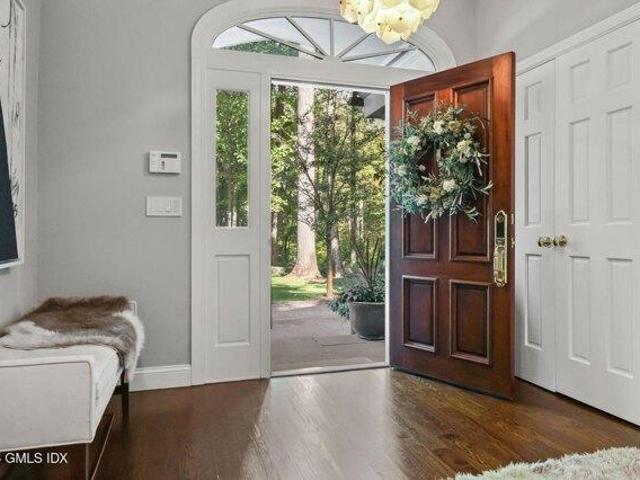 house with 5 bedroom, Greenwich CT ES104607679
