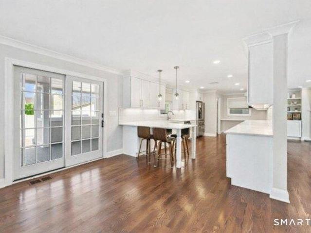 house with 5 bedroom, Greenwich CT ES104265433