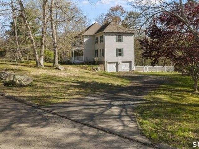 house with 5 bedroom, Guilford CT DS103966852