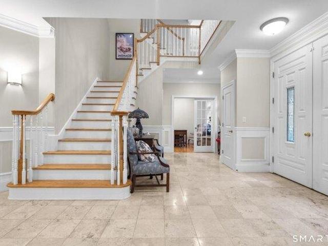 house with 5 bedroom, Guilford CT ES105114162