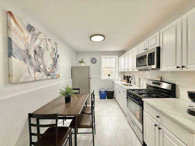 house with 5 bedroom, Guttenberg NJ DS104190631