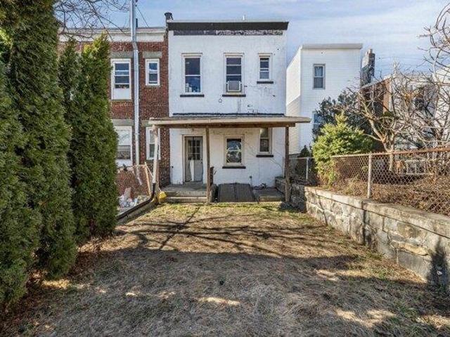 house with 5 bedroom, Guttenberg NJ ES104411137