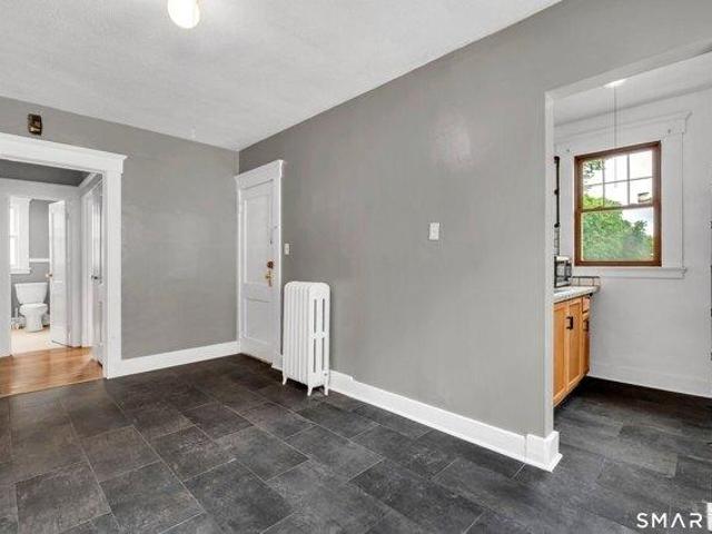 house with 5 bedroom, Hamden CT ES104790939