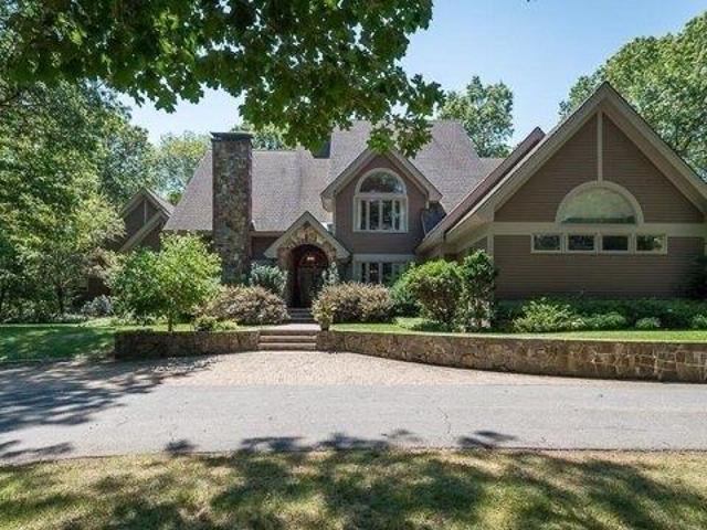 house with 5 bedroom, Hamilton MA ES105060463