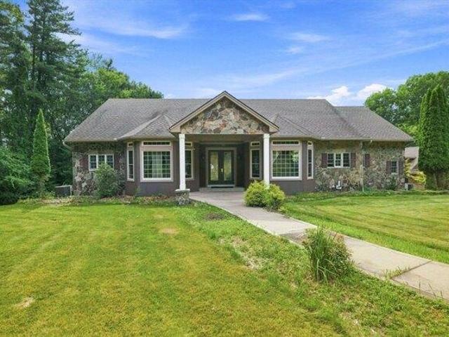 house with 5 bedroom, Hampden MA ES104848335