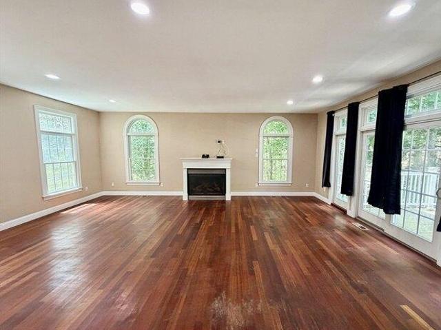 house with 5 bedroom, Hampden MA ES105155990