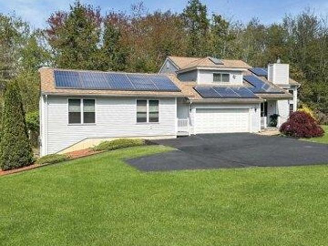 house with 5 bedroom, Hampstead NH DS103435871
