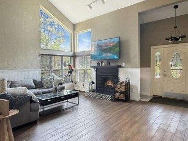 house with 5 bedroom, Hampstead NH ES104869458