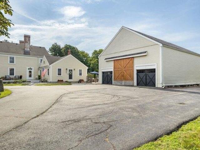 house with 5 bedroom, Hampton NH ES105142598