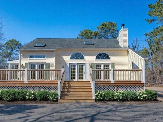 house with 5 bedroom, Hampton Bays NY DS103621972
