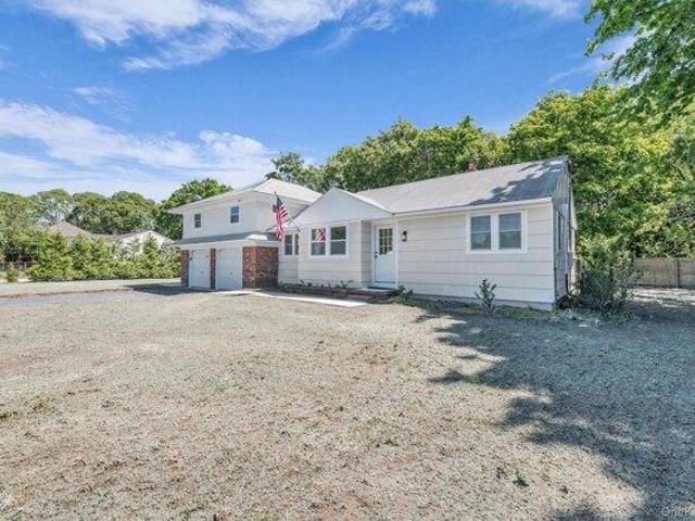 house with 5 bedroom, Hampton Bays NY DS103624605
