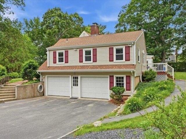 house with 5 bedroom, Hanover MA DS104191983