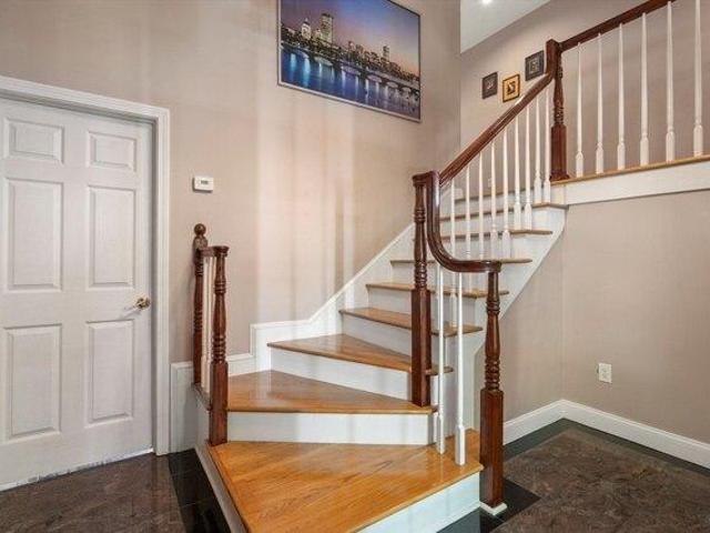 house with 5 bedroom, Hanover MA ES105096246