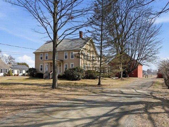 house with 5 bedroom, Hadley MA DLS102922942