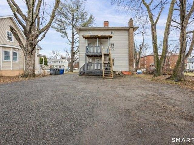 house with 5 bedroom, Hartford CT ES105205584