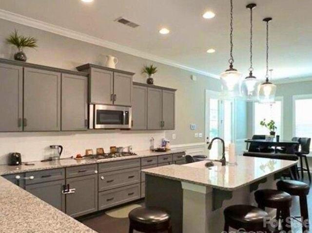 house with 5 bedroom, Harrisburg NC ES104899454