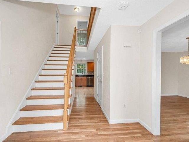 house with 5 bedroom, Haverhill MA DLS102593537