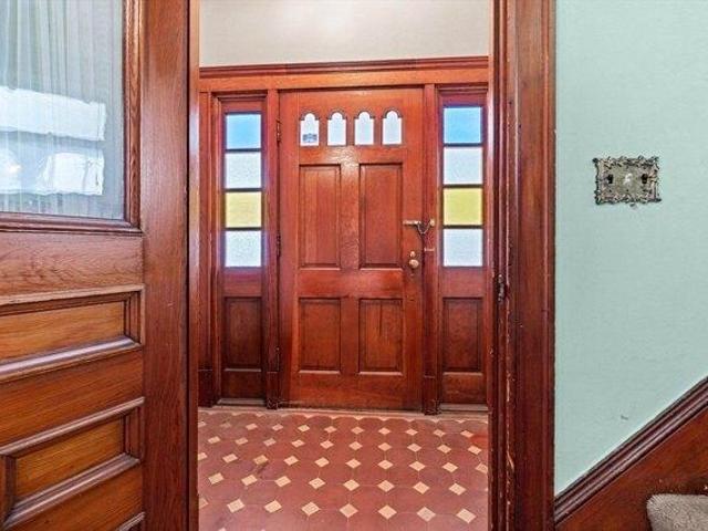 house with 5 bedroom, Haverhill MA DS104262907