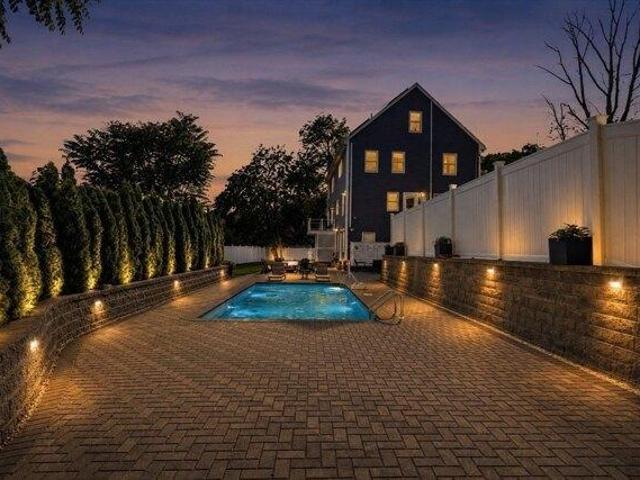house with 5 bedroom, Haverhill MA DS104265897