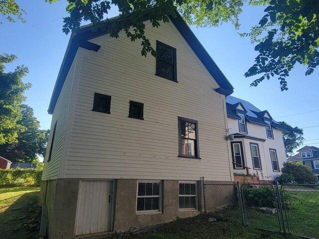 house with 5 bedroom, Haverhill MA ES104869800