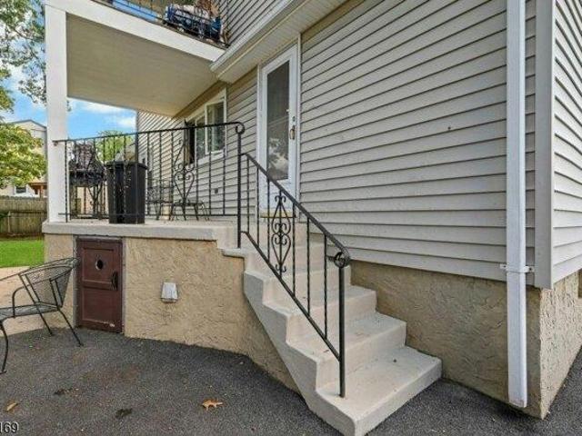 house with 5 bedroom, Hawthorne NJ ES105175474