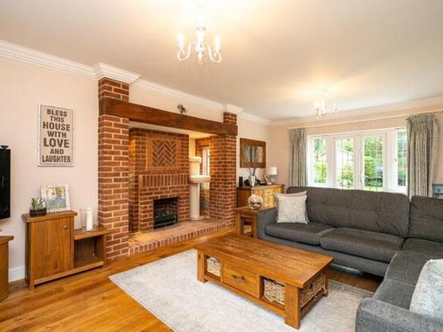 House With 5 Bedroom Hemel Hempstead Hertfordshire DS87910788