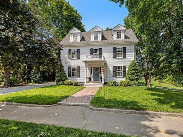 house with 5 bedroom, Hingham MA DS104112580