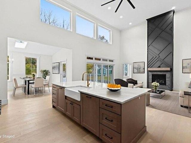 house with 5 bedroom, Hingham MA DS102593457