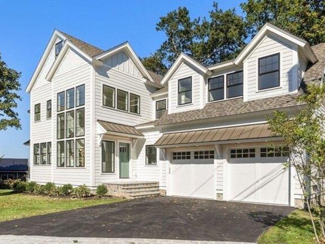 house with 5 bedroom, Hingham MA DS102634731