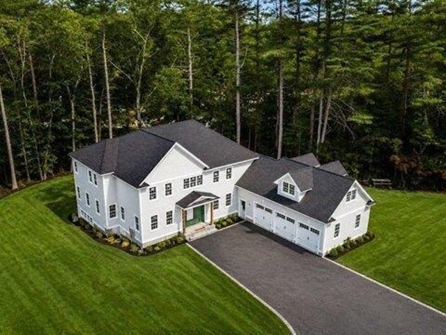 house with 5 bedroom, Hingham MA ES105124629