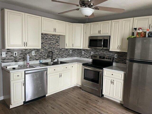 house with 5 bedroom, Holyoke MA DLS102960839