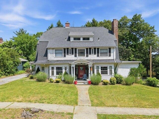 house with 5 bedroom, Holyoke MA ES103774289
