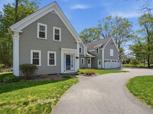 house with 5 bedroom, Holliston MA DLS102860152