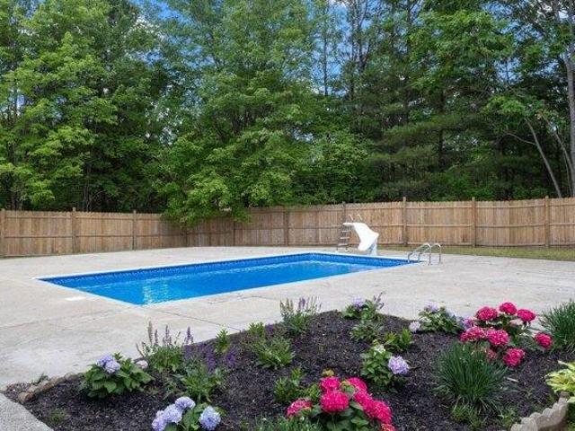 house with 5 bedroom, Hollis Center ME DS104297228
