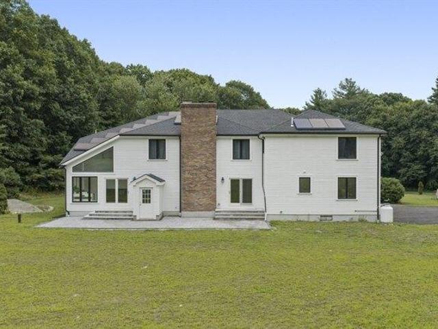 house with 5 bedroom, Hopedale MA ES105142810