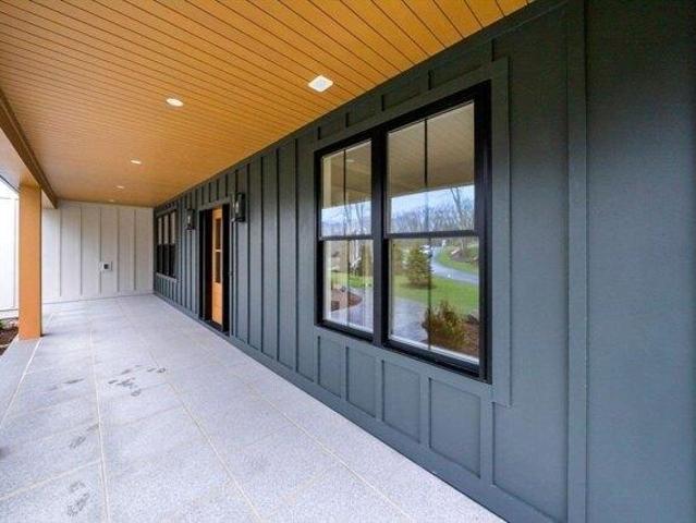 house with 5 bedroom, Hopkinton MA DLS102962178