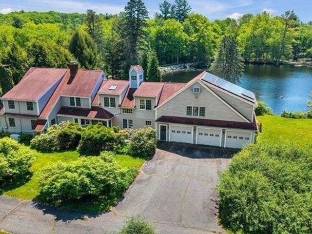 house with 5 bedroom, Hopkinton MA DS104042123