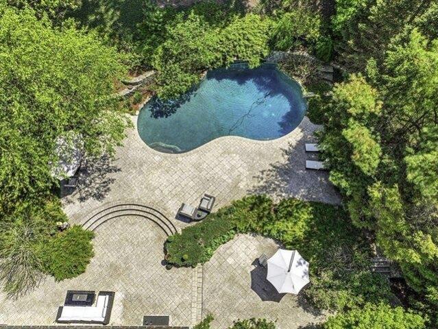 house with 5 bedroom, Hopkinton MA ES103160978
