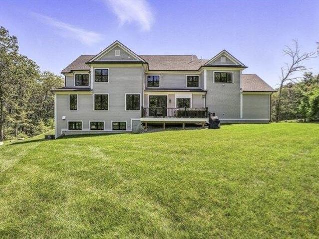 house with 5 bedroom, Hopkinton MA ES104789441