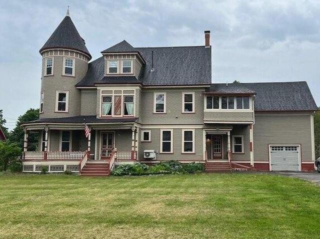 house with 5 bedroom, Houlton ME DS104115783