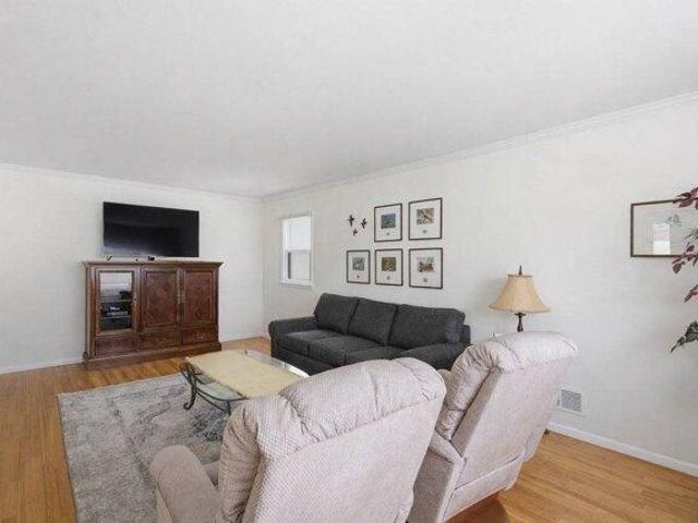 house with 5 bedroom, Howard Beach NY DS101781195