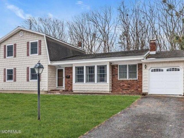 house with 5 bedroom, Howell NJ DS102213448