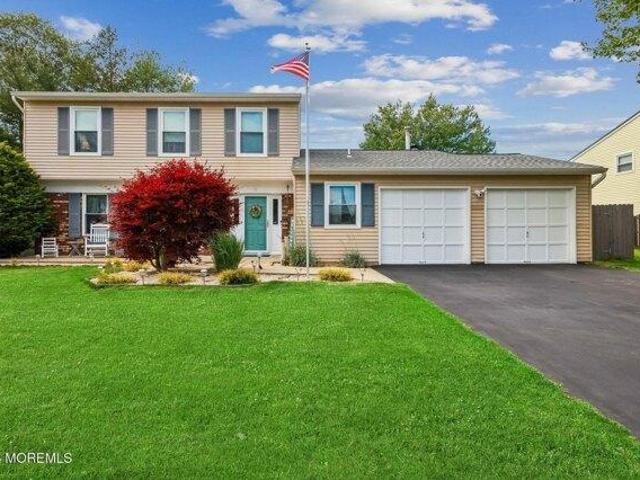 house with 5 bedroom, Howell NJ DS104408752