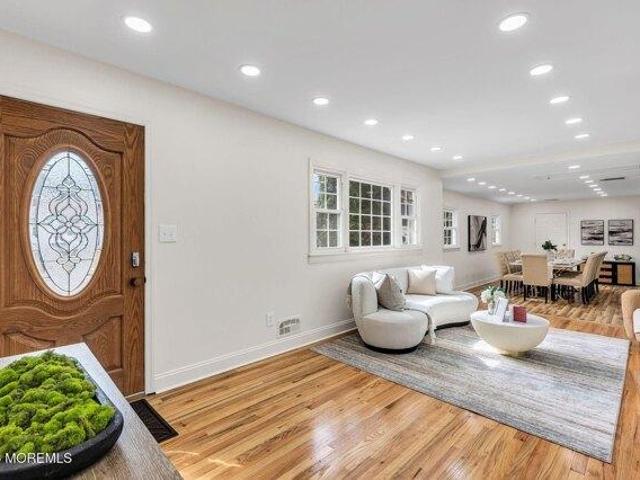 house with 5 bedroom, Howell NJ ES105172653